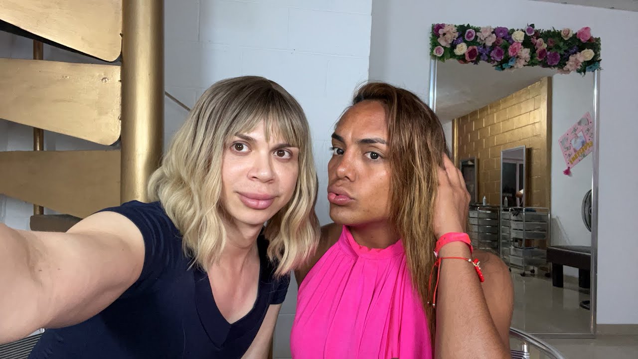 Trixy Star - con la bebe abriendo paquetes - YouTube