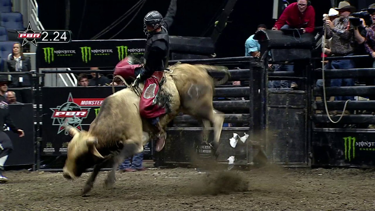 Riley Blankenship rides Pneu-Darts Southern Style for 86 points - YouTube