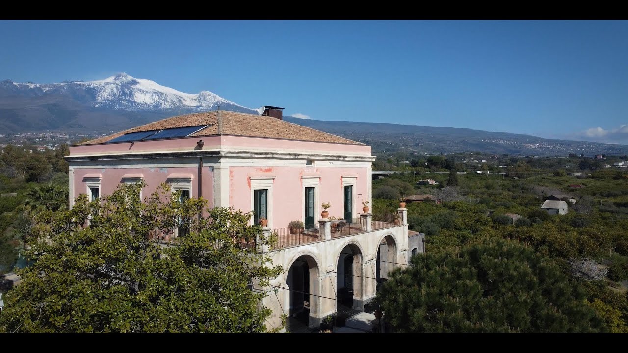 Dora & Jon: an authentic Italian story | Official teaser - YouTube