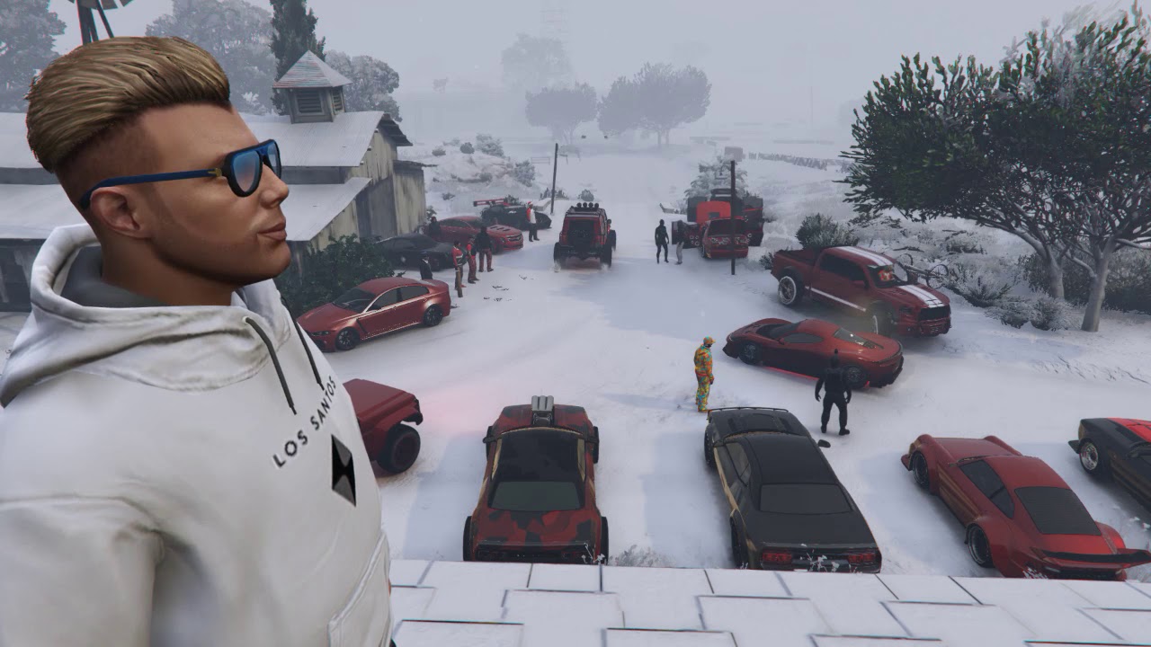 RED CHRISTMAS CAR MEET - YouTube