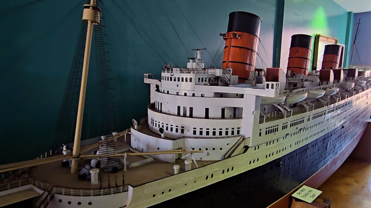 Poseidon Model Used in 1972 Movie - YouTube