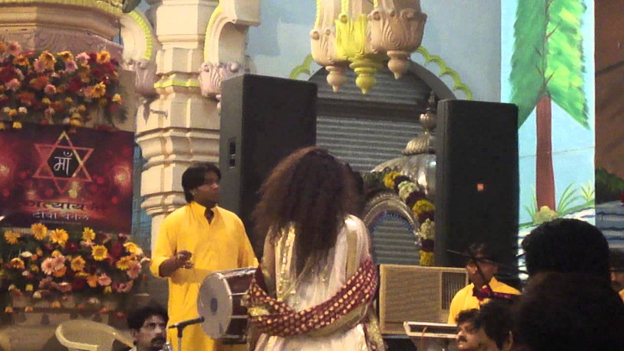 neha kakkar & sonu kakkar live in delhi chattarpur video by sunny sagar ...