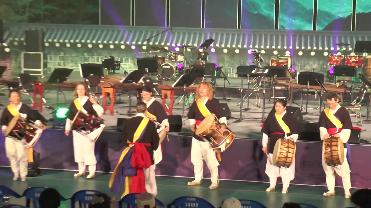 Expats Samulnori Team performing at Gurye Dongpyeonje Sori Festival ...