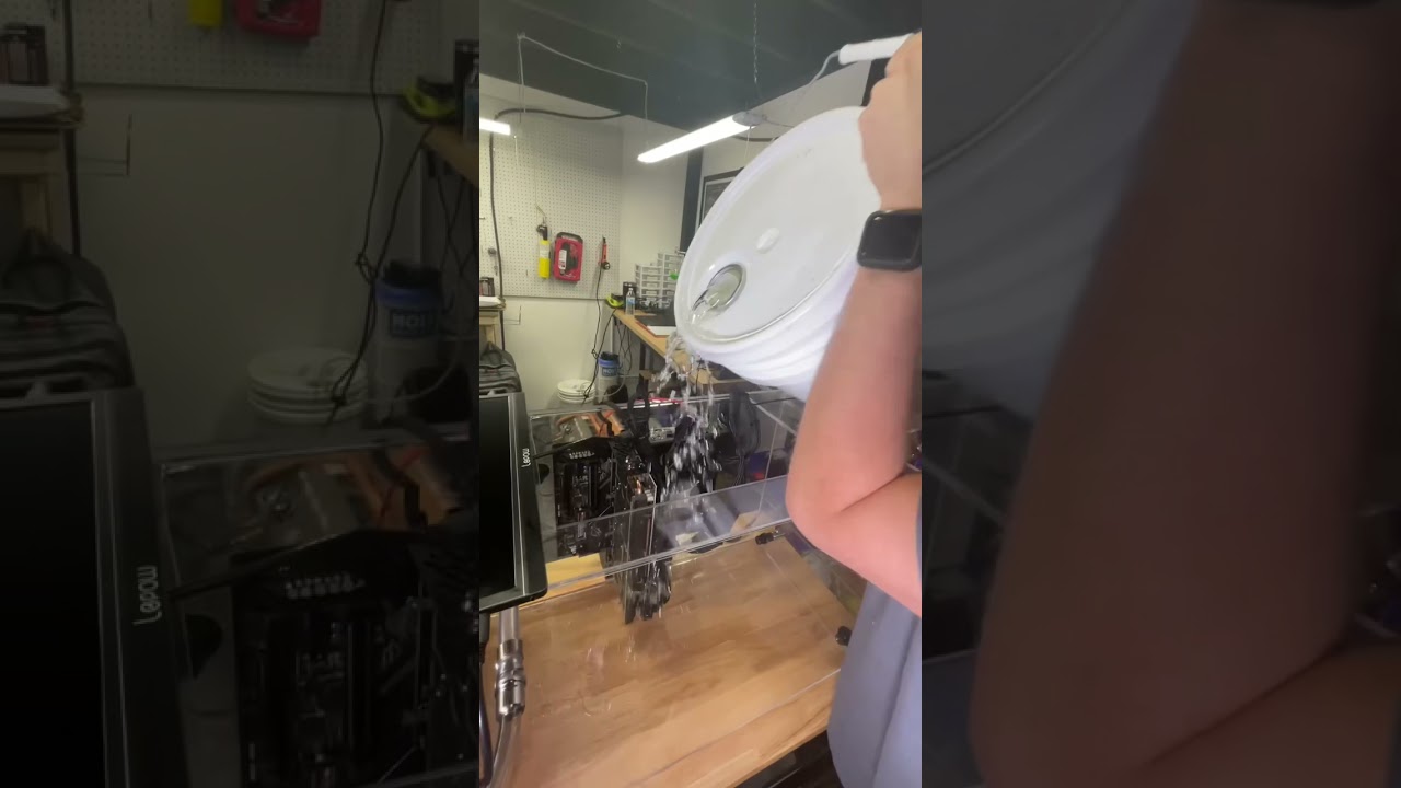 Gaming PC under Liquid #Shorts - YouTube