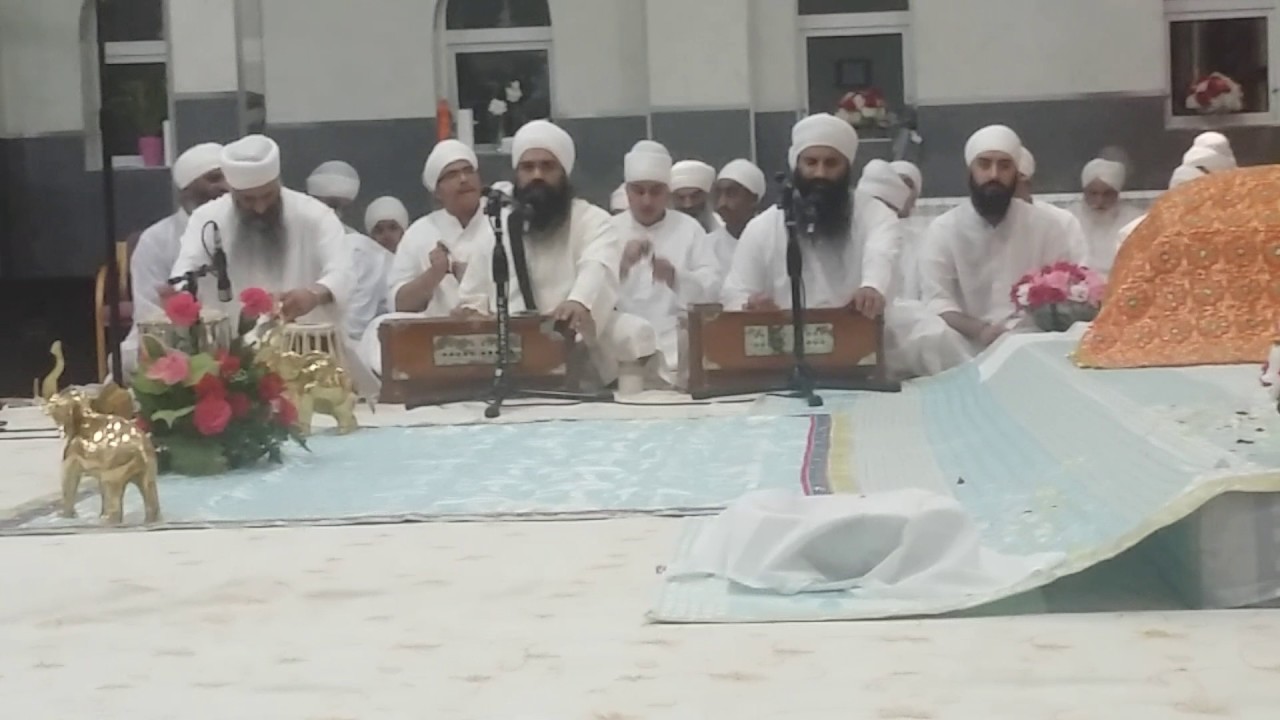 Ragi bhupinder Singh ji nanaksar birmingham - YouTube