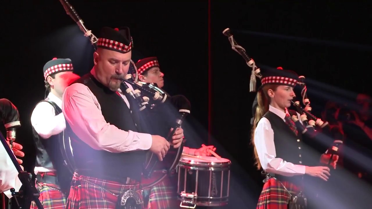 The Legendary Hard Rock Medley - Moscow & District Pipe Band - YouTube