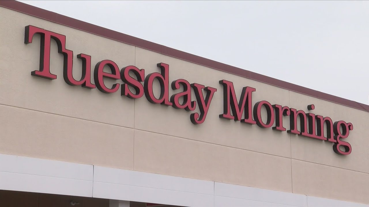 Tuesday Morning in Davenport closing - YouTube