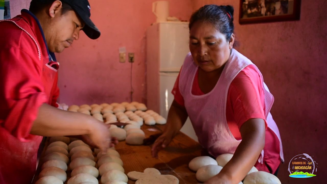 ELABORACION DEL PAN DE RANCHO - YouTube