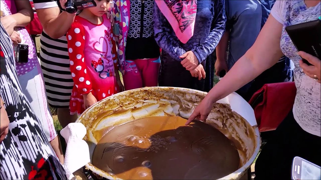 Uzbek sumalak Yalla Toronto 2015 Узбекский сумаляк Ялла Özbek sümeleği ...