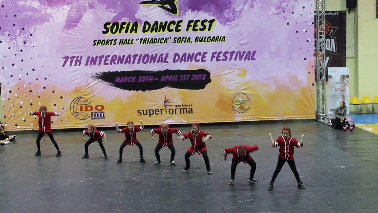 Hip Hop Small Group Children 2nd Place / Ultimate Movement / Sofia Dance Fest - YouTube