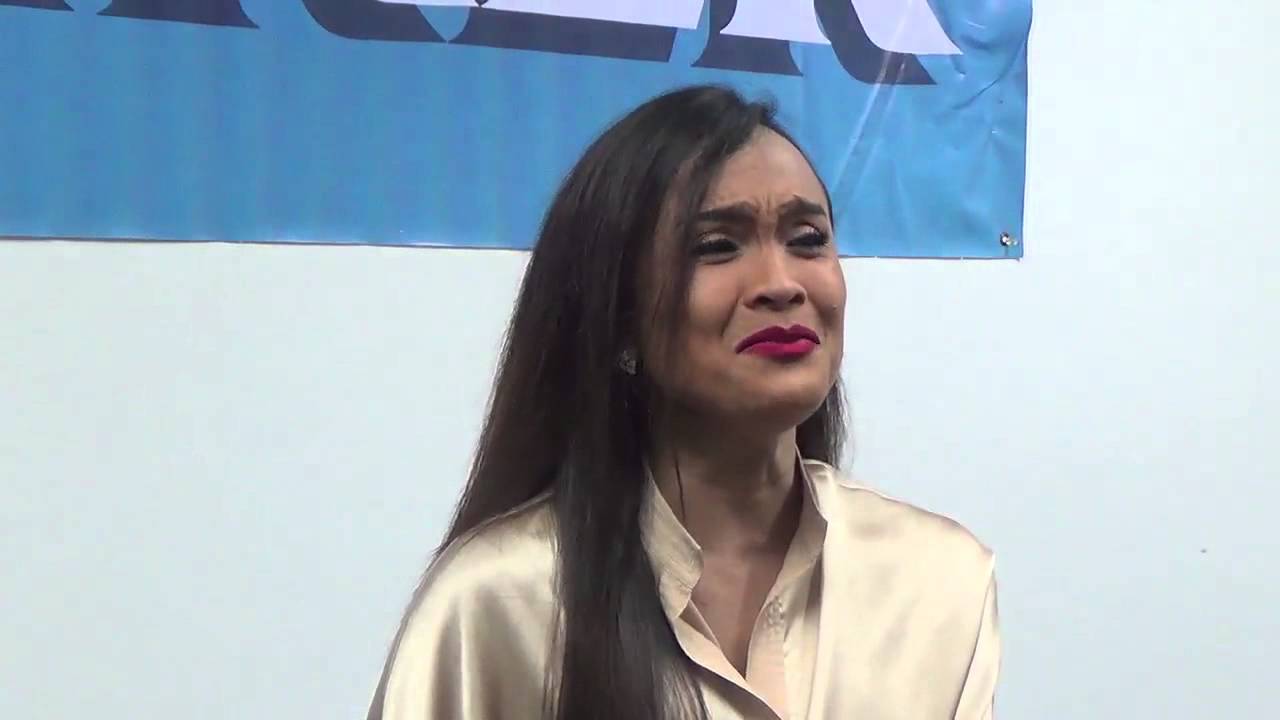 THE URIAN INTERVIEWS: Mimi Juareza - YouTube