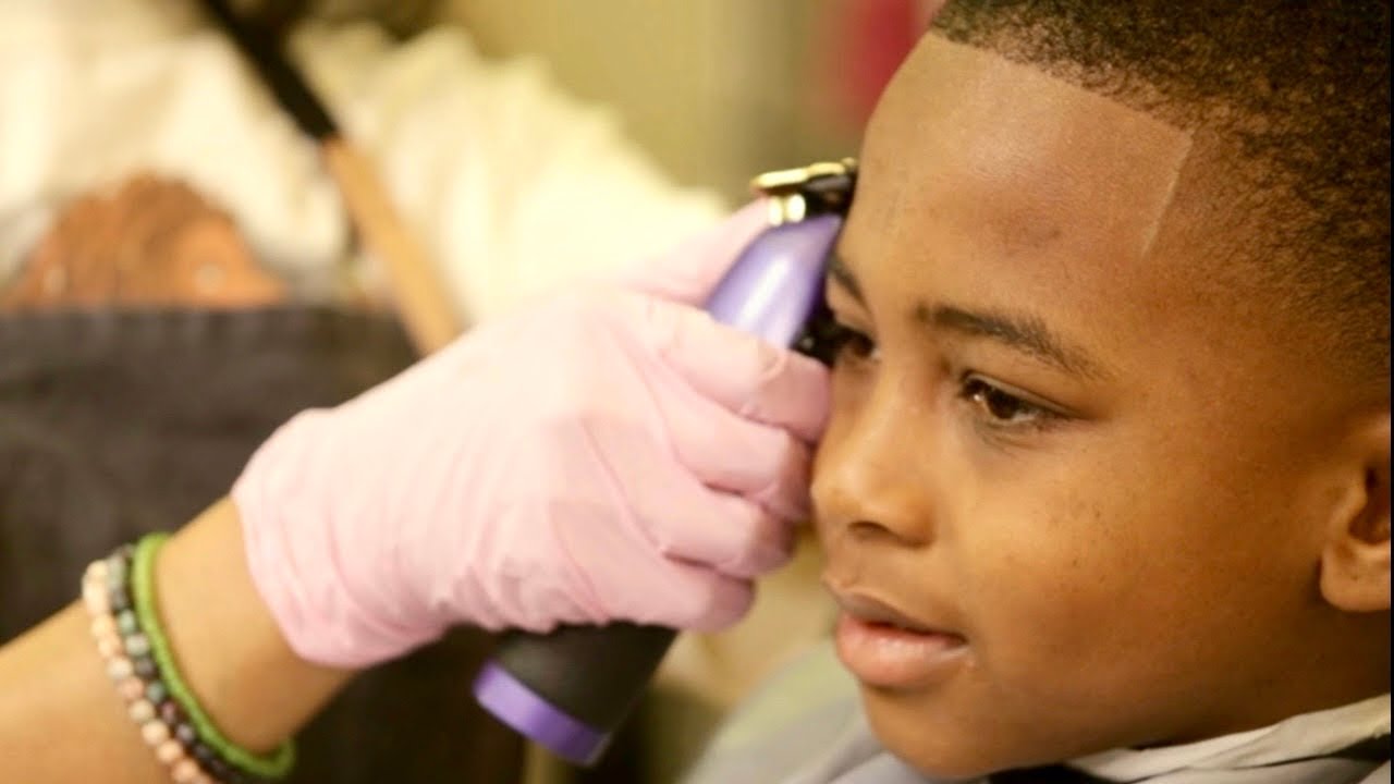 💈Barber Saves Hairline After Kid Used Dad's Trimmers😱 - YouTube