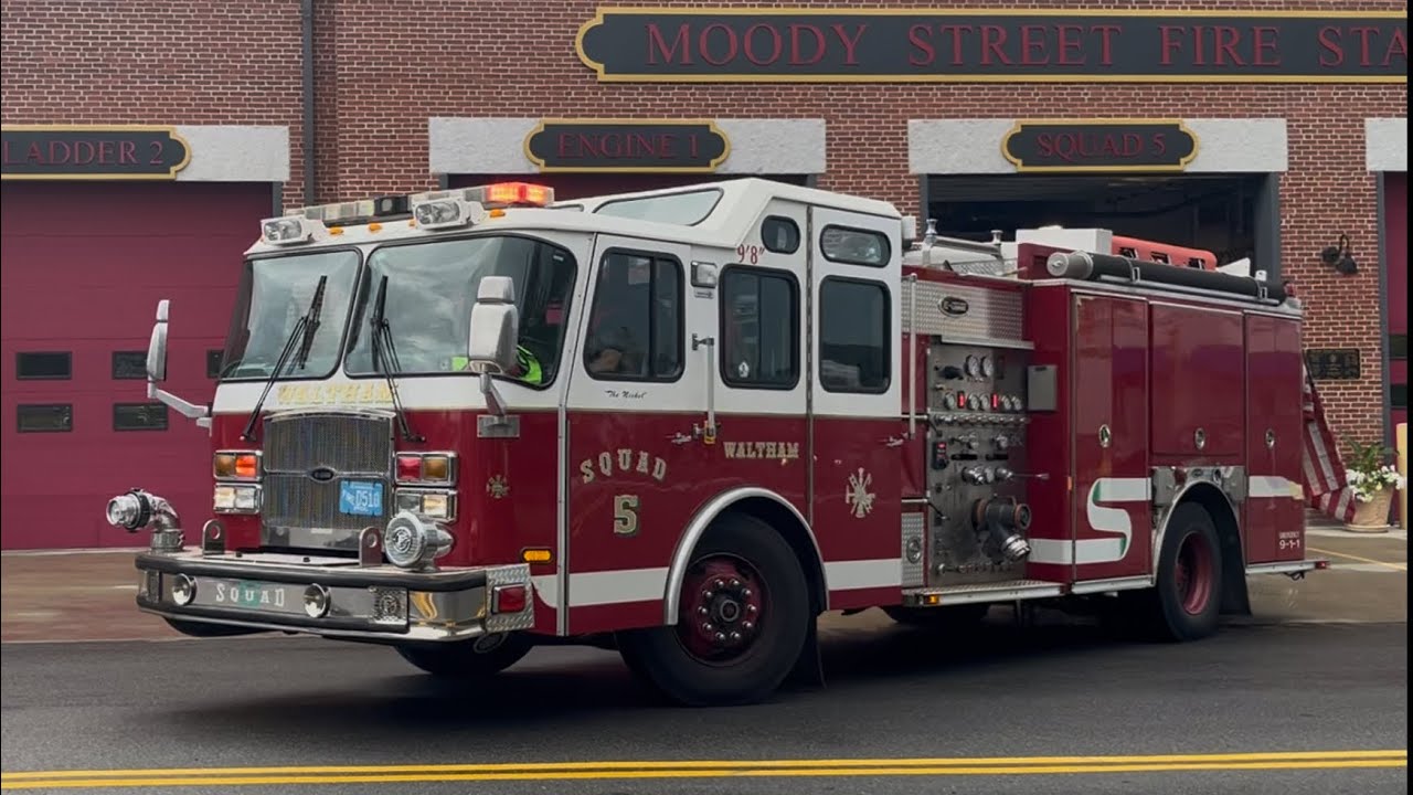Waltham Fire Department Squad 5 responding to assist the Police on a ...