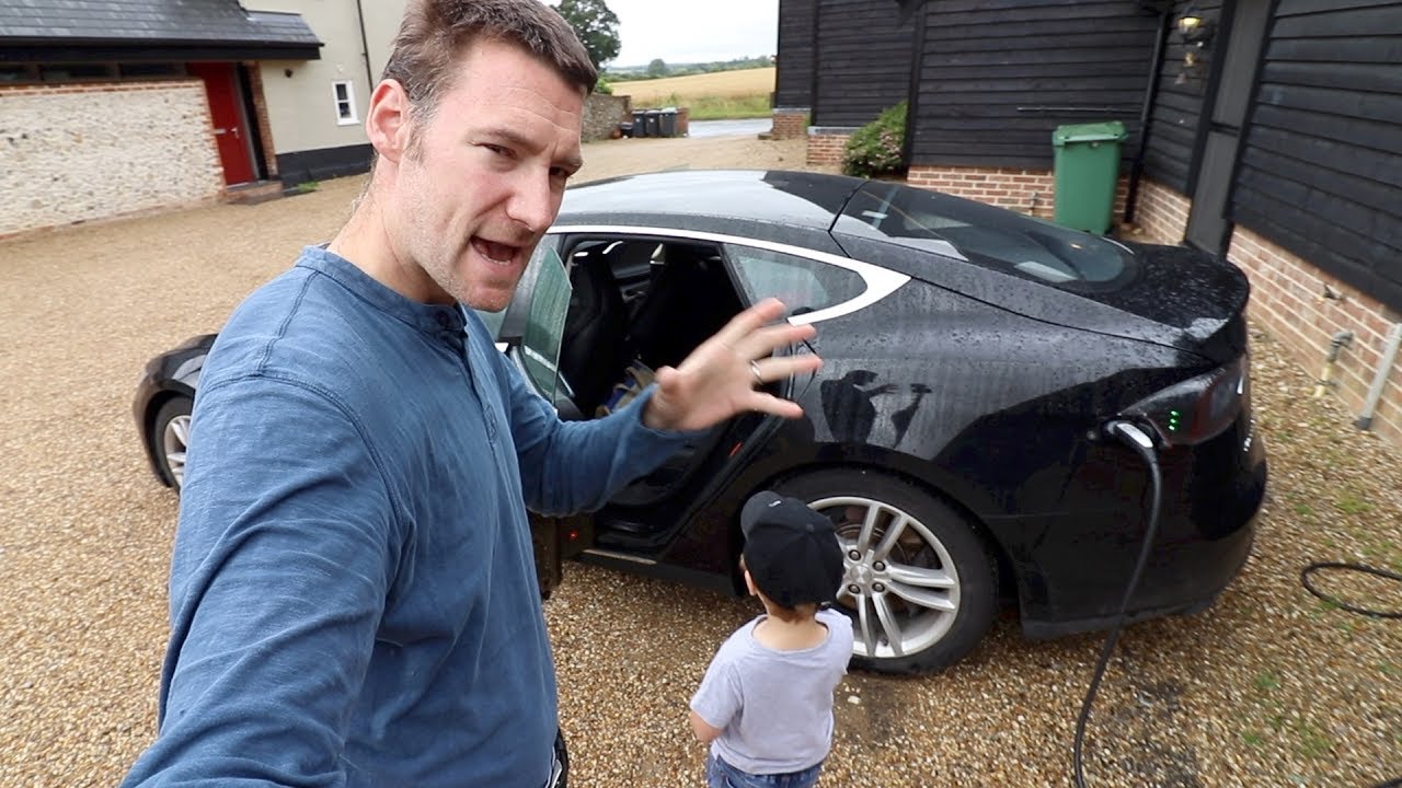 How to get a FREE Tesla Roadster 2.0 - YouTube