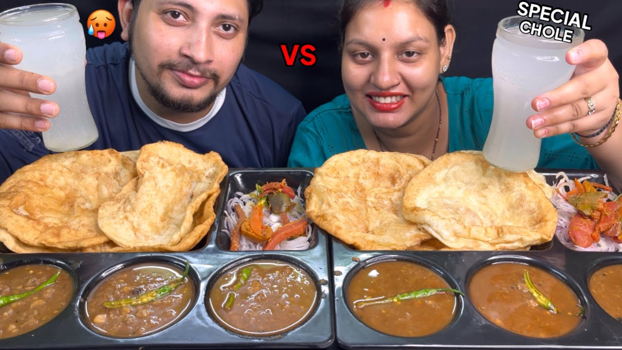 Eating Delhi Special Spicy Chole Bhature Challenge I Street Food ...