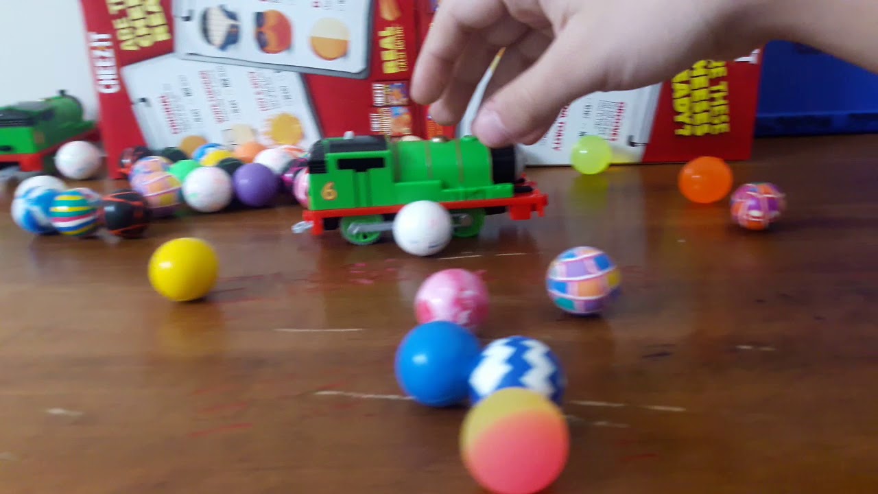 Wonder Thomas Tomy Ball Drop 044 Railway Park - YouTube