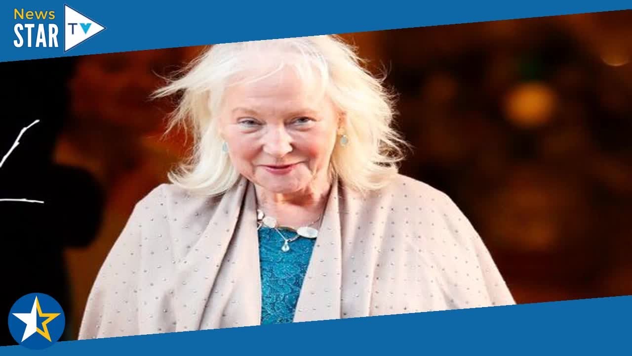 Queen's final gift to closest pal Angela Kelly allowing her to write ...