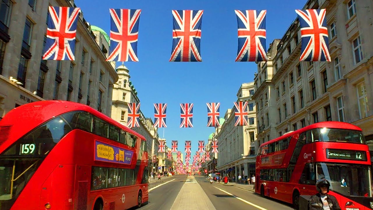 LONDON WALK | Union Jack Flags on Regent Street for Royal Wedding of ...