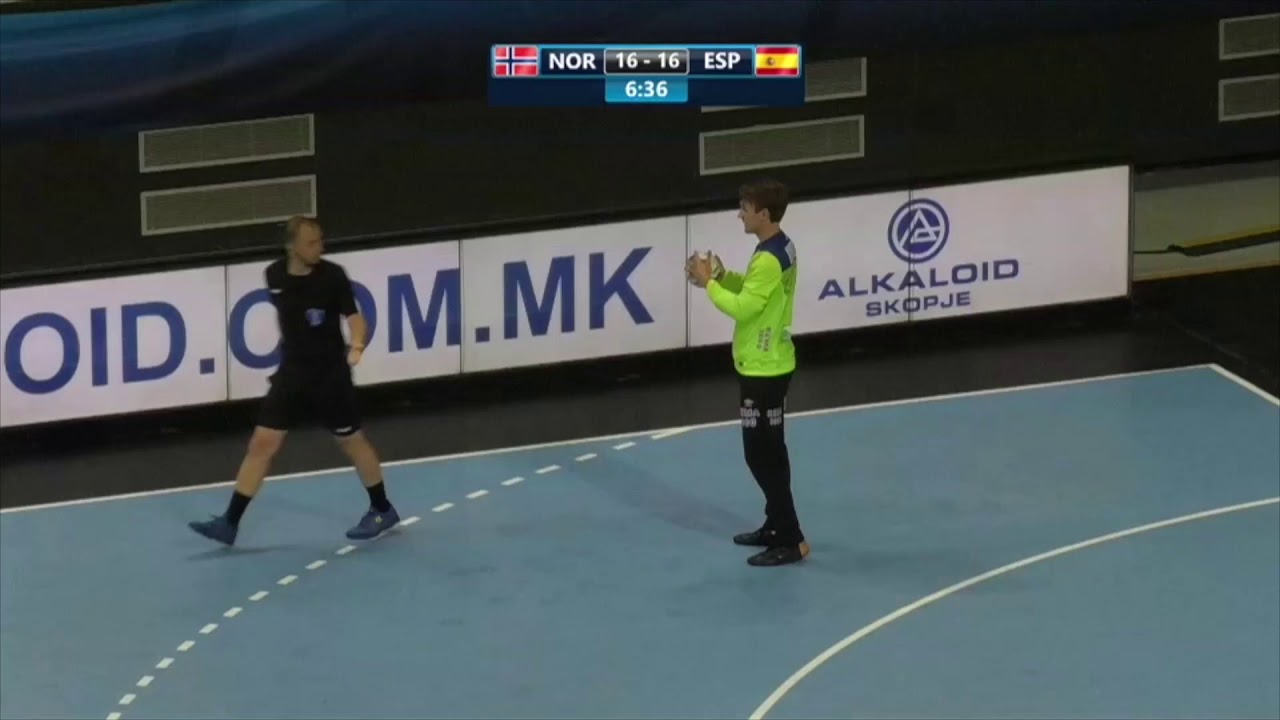 Offensive foul situations 14 | Video analysis | IHF Education Centre ...