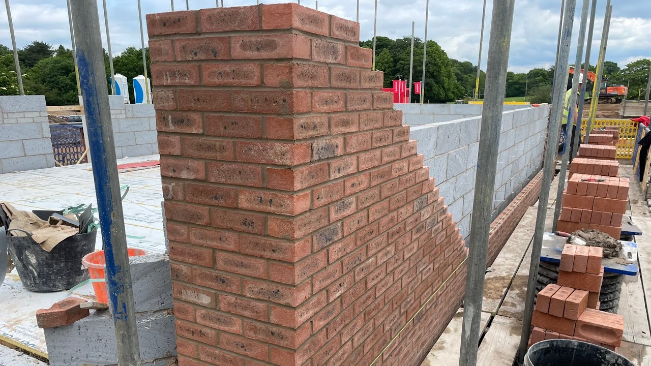 Stratford 3rd lift part 2! - YouTube