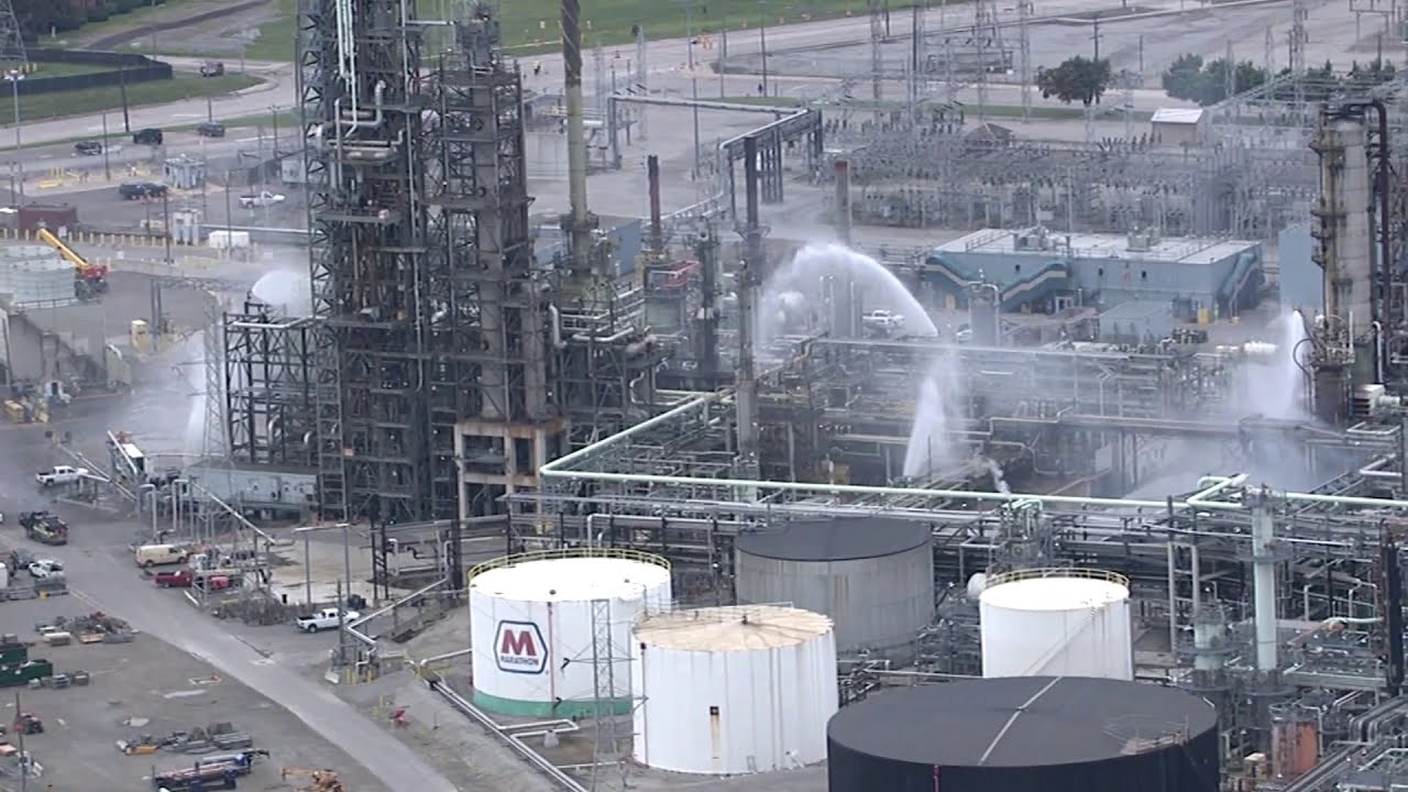 Video of Marathon Refinery in Detroit on Sept. 12, 2019 - YouTube