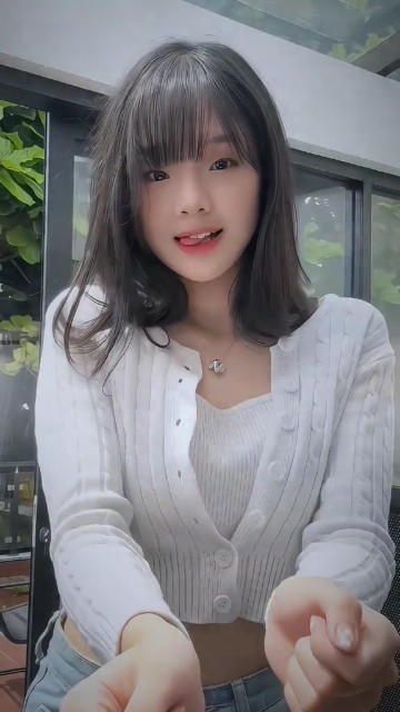 BTR Nadine Brand Ambassador Cewek Tercantik Dan Terkenal Dari Bigetron ...