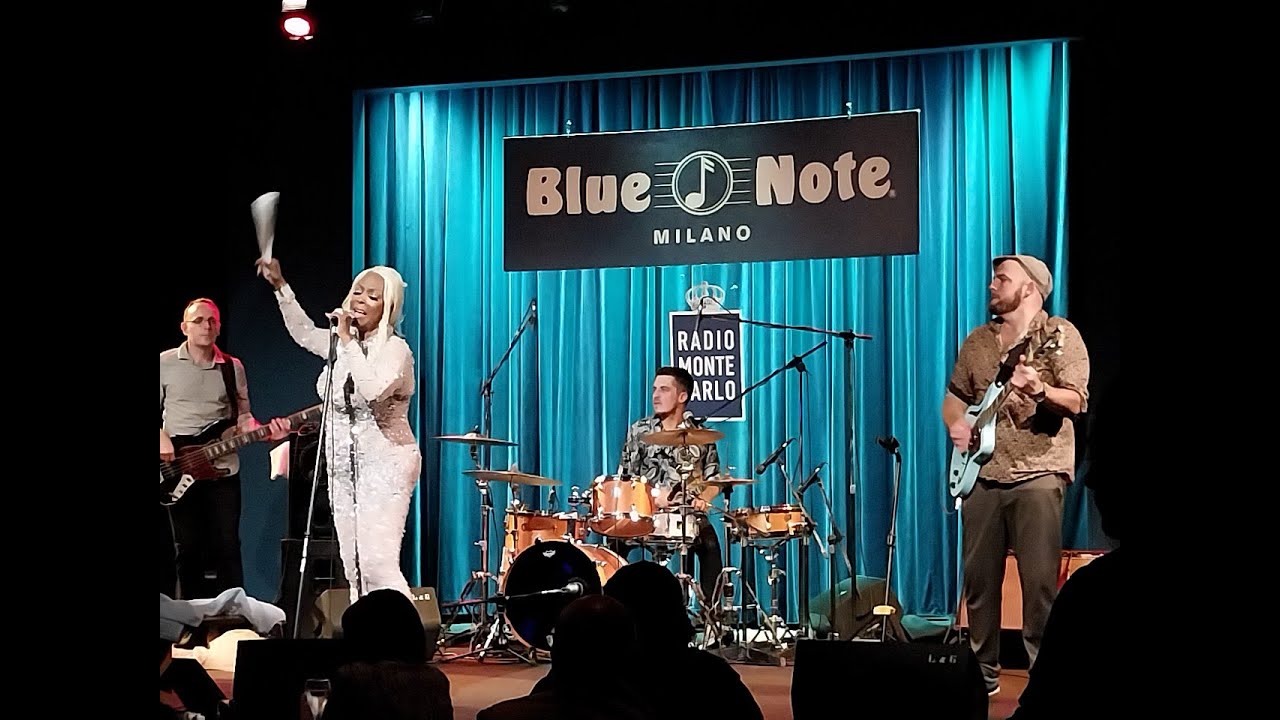 TONI GREEN LIVE CLIPS CONCERT @ BLUE NOTE MILANO ITALY - 3 OCTOBER 2023 ...