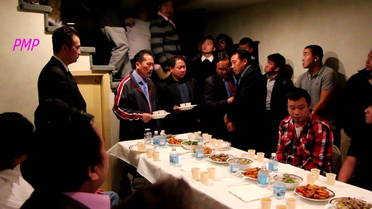 Hmoob /Paj zeb Hawj ua tuam mej koob tog Ntxhais. - YouTube