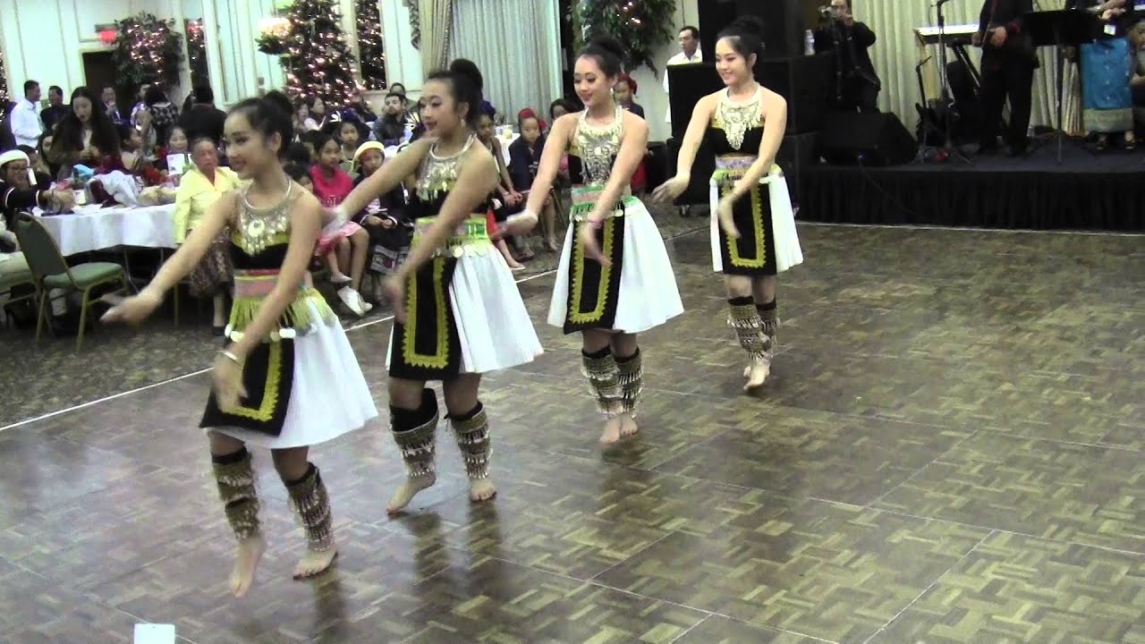 Fresno Khmu New Year 2015 - First Dance by United Hmong Council - YouTube