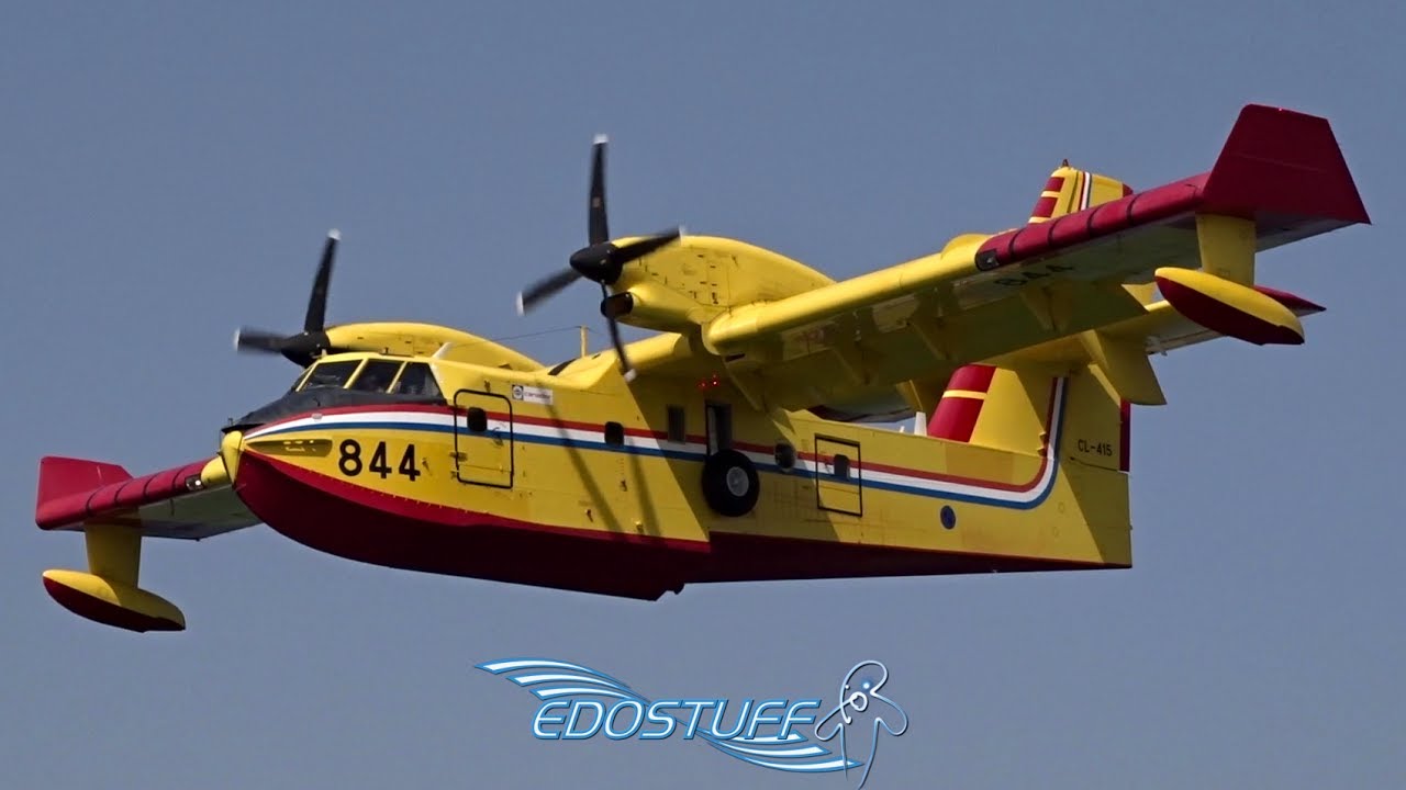 Bombardier CL-415 Superscooper Awesome Close-up Action - Croatian Air ...
