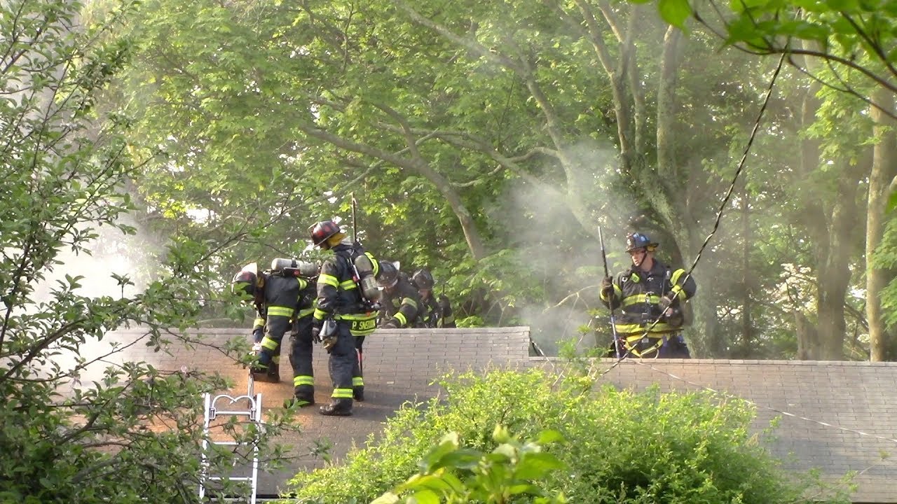 Neptune Fire Department 2nd Alarm House Fire Prospect Pl 5-15-18 - YouTube