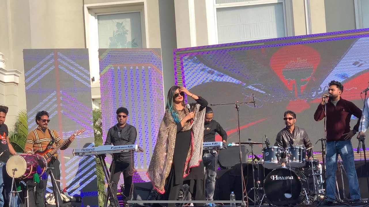 Shipra Goyal Khan bhaini song Churi Live show Chandigarh - YouTube