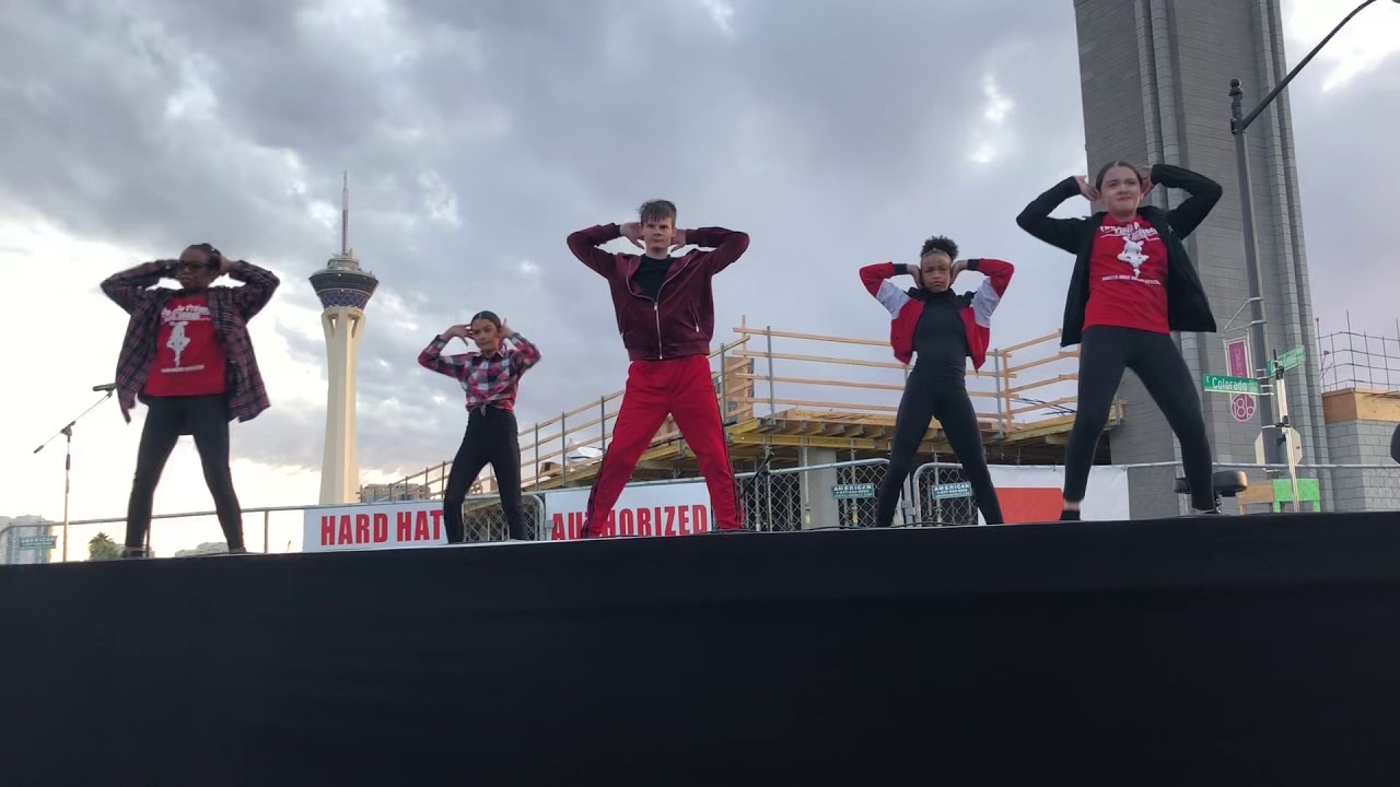 Studio 305 performing This is How we ... - YouTube