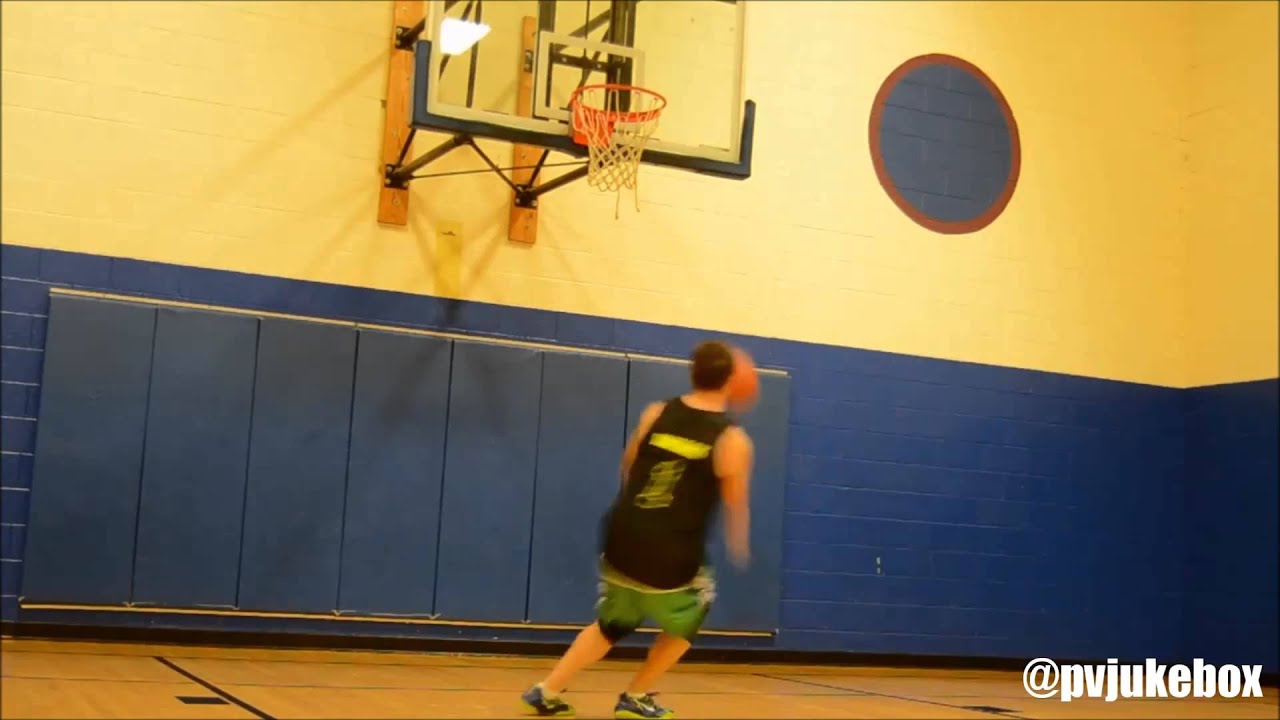 Running Bounce Between the Legs Dunk - YouTube