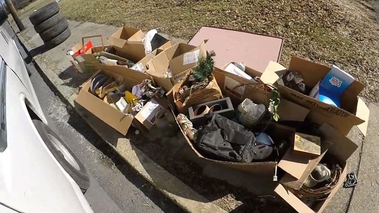 GARBAGE Picking and Auction Hauls - Junk is Money Too! - YouTube