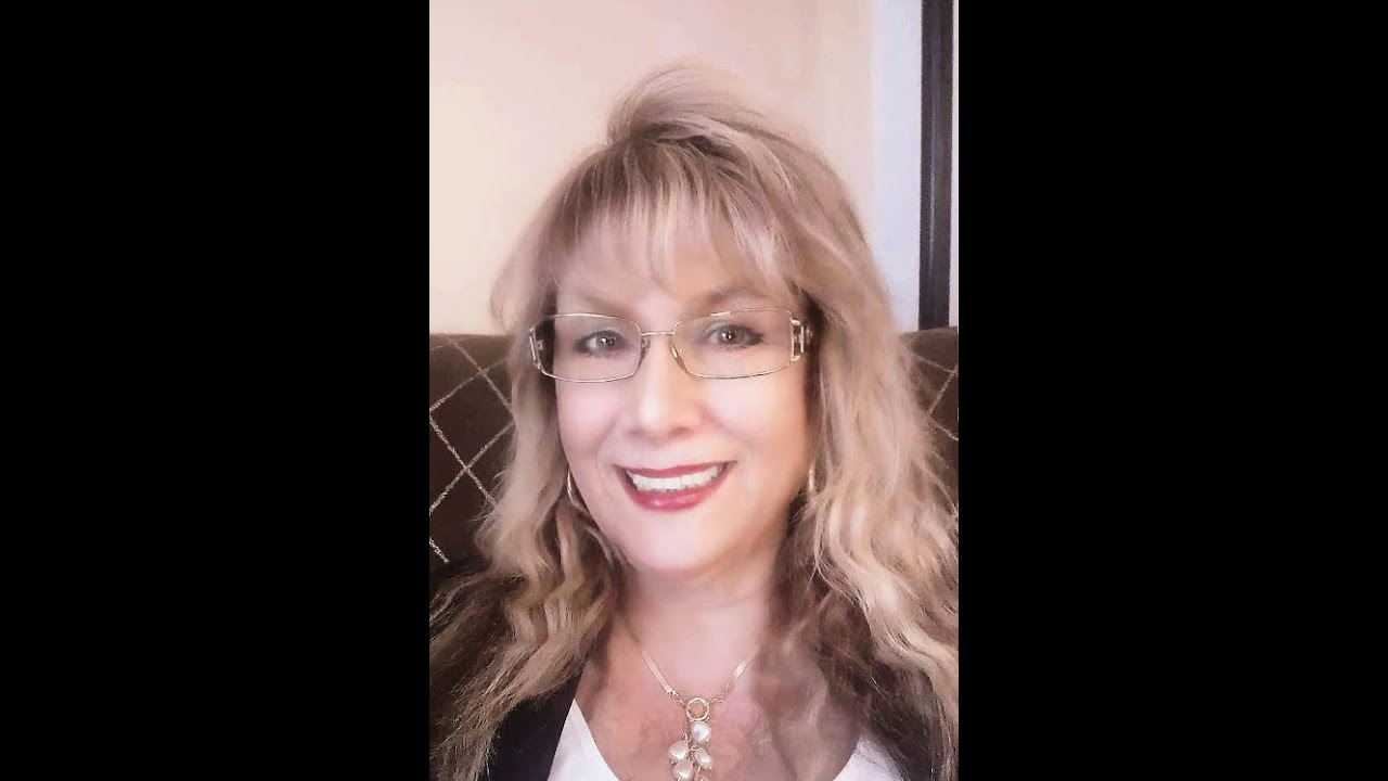Boogie Woogie Jazz by Donna in RI playing a little piano jazz - YouTube