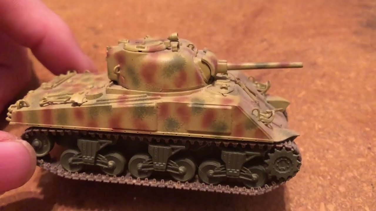 🪖🚜💥 1/72 scale WW2 tank model : a Captured M4 Sherman - German ...