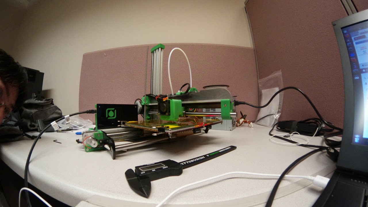 Reprap Ormerod - First Print - Fail - YouTube