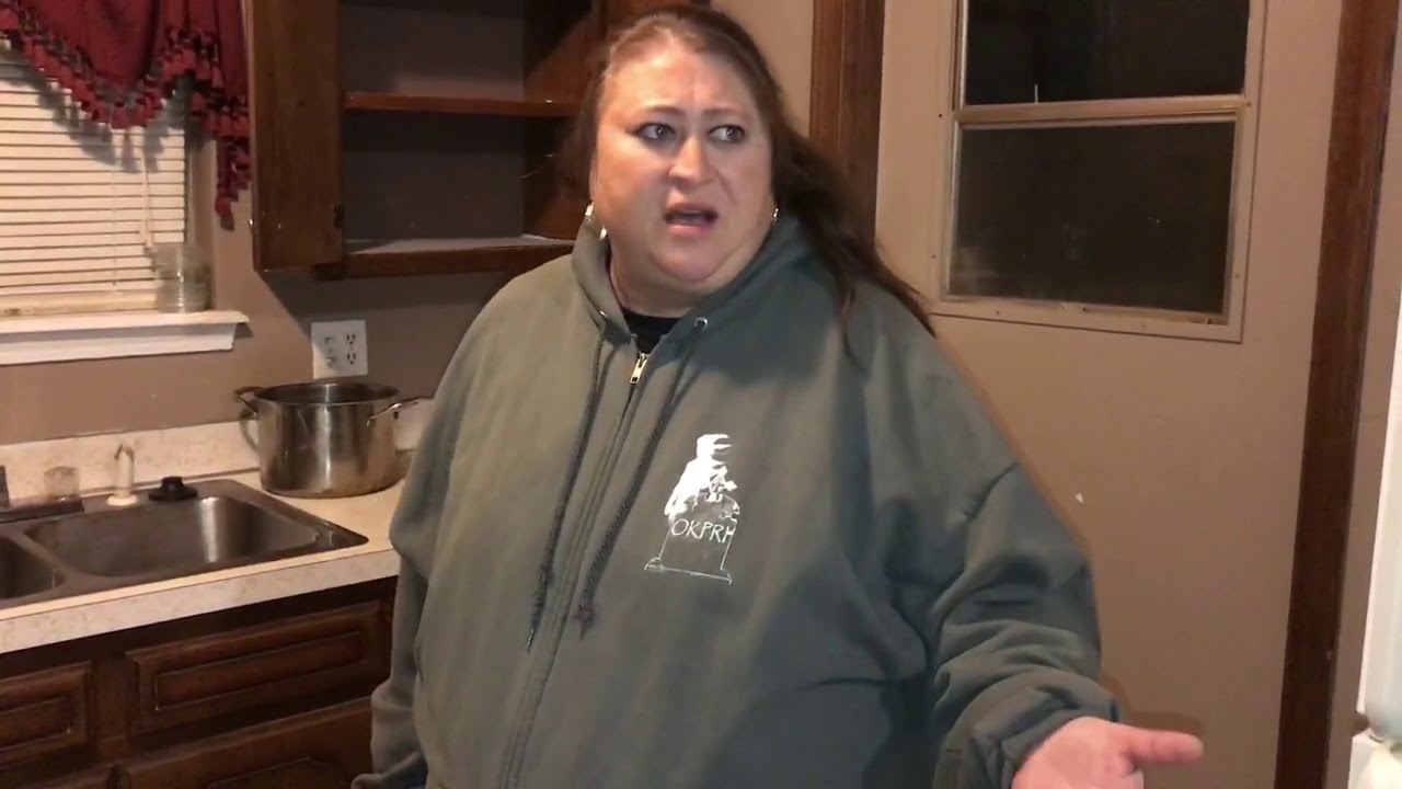 Talking about thumping on door - YouTube