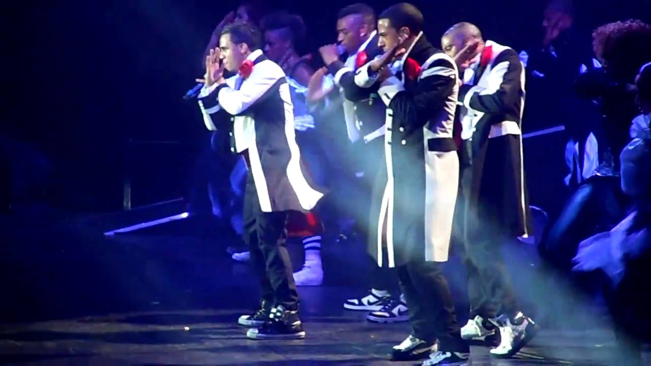JLS "Beat Again" o2 Arena - YouTube