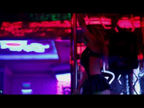 YALIKENT DANSÇI KIZLAR SAHNEDE #1