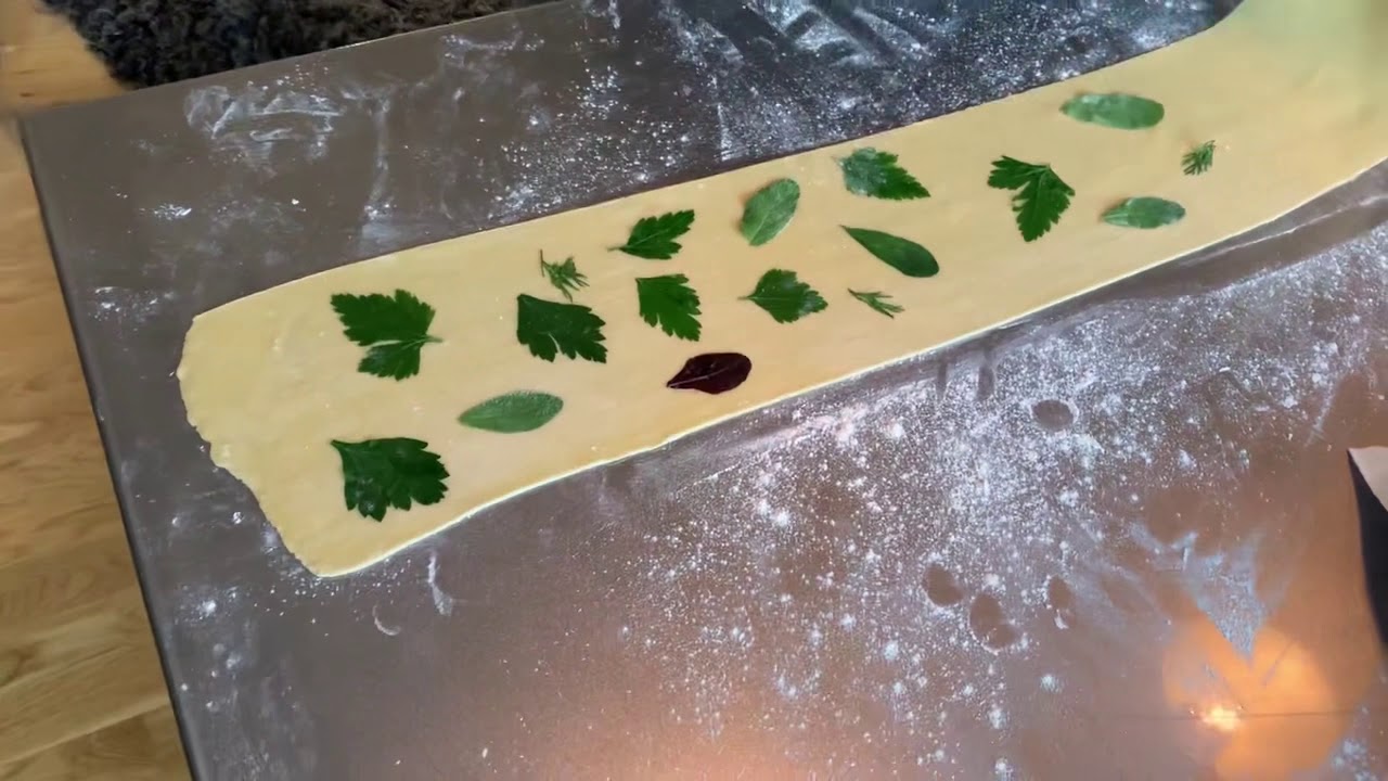 Laminated pasta - YouTube