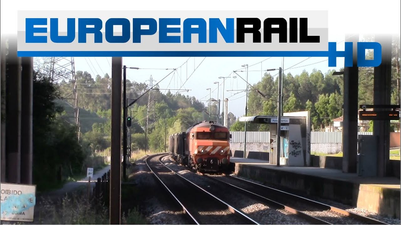 MEDLOG 1930 loco 1943 + 9 sand wagons pass Aguas Santas / Palmilheira ...