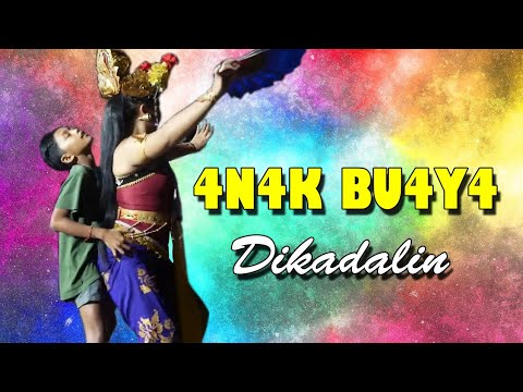 Bapak Buaya dan Anak Buaya Mangap Mangap Lihat Dek Mulia Goyang Goyang