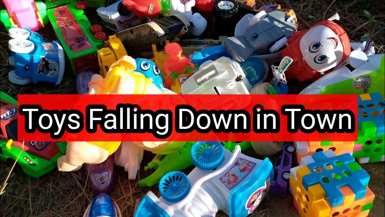 Toys Falling Down In Town / Toys Ki Duniya - YouTube