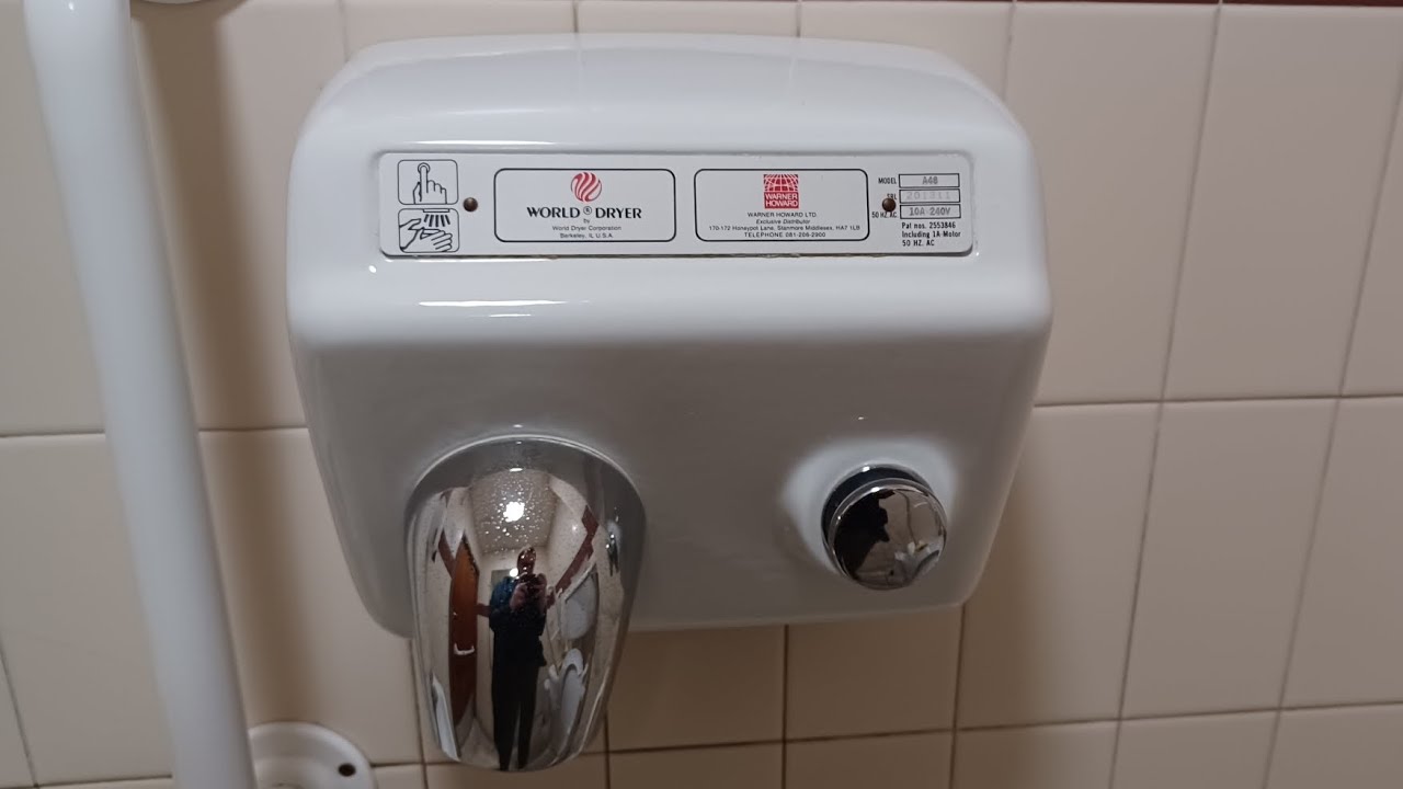 World dryer Model A hand dryer, Esso, Sway Road 🚻♿️, Brockenhurst, New ...
