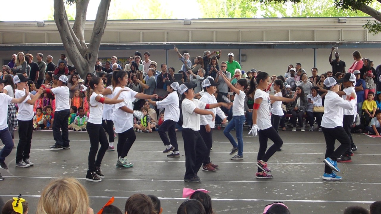 2016-06-10 Clover Dance off - 4th grade (Nolan) - YouTube