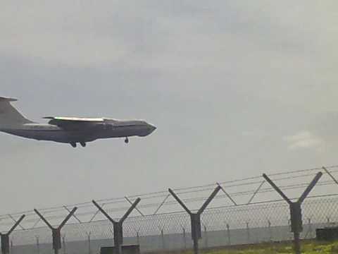 IL-72 ATRIZARE IN LARNACA RWY 22 - YouTube
