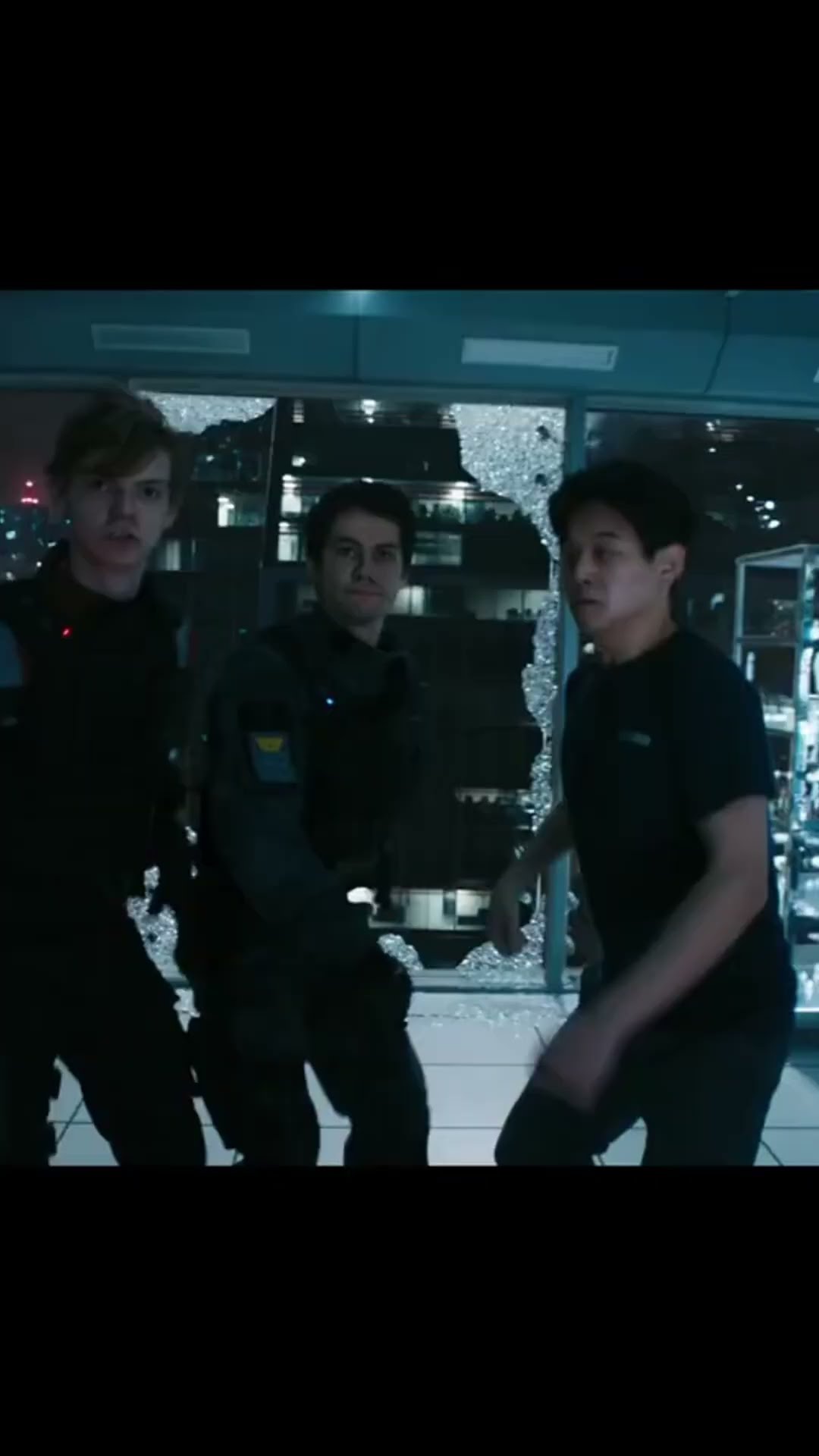 WHEN THOMAS, NEWT AND MINHO JUMP TO SAVE THEIR LIFE | MAZE RUNNER 3 ...