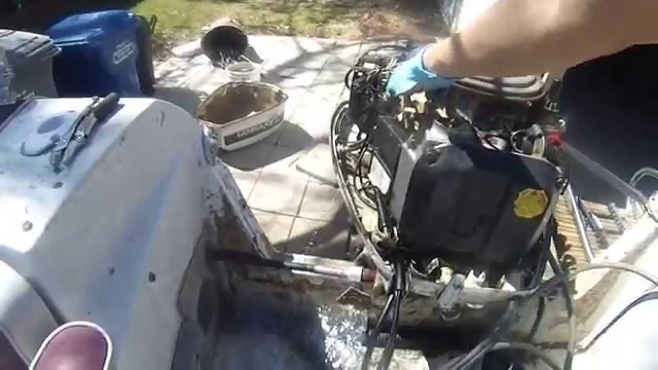 Johnson 90 hp - running after impeller and lower unit oil change - YouTube